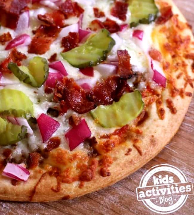 🎉fun things for the weekend... 🍕TGIF!!! Friday = PIZZA NIGHT, 🧁🍦cupcake ...