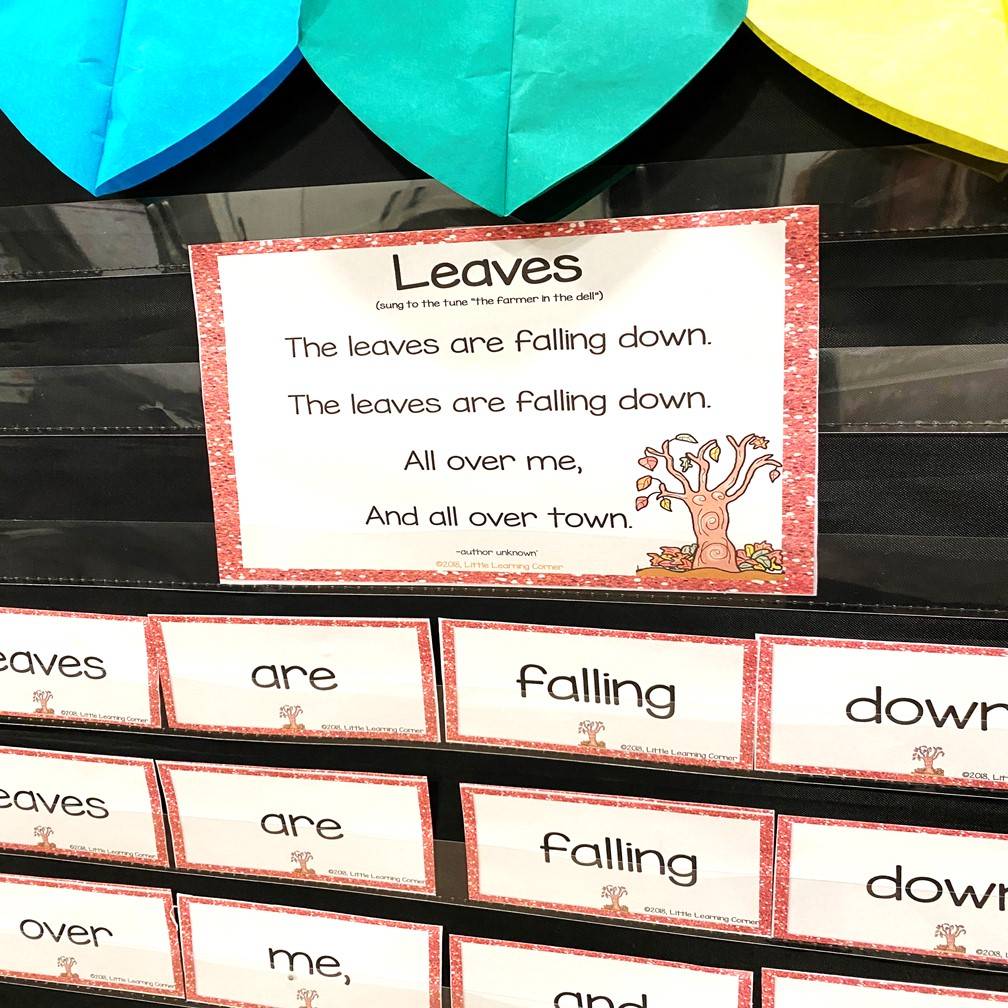 Free Fall Leaves Pocket Chart Poem for Kids - Little Learning Corner