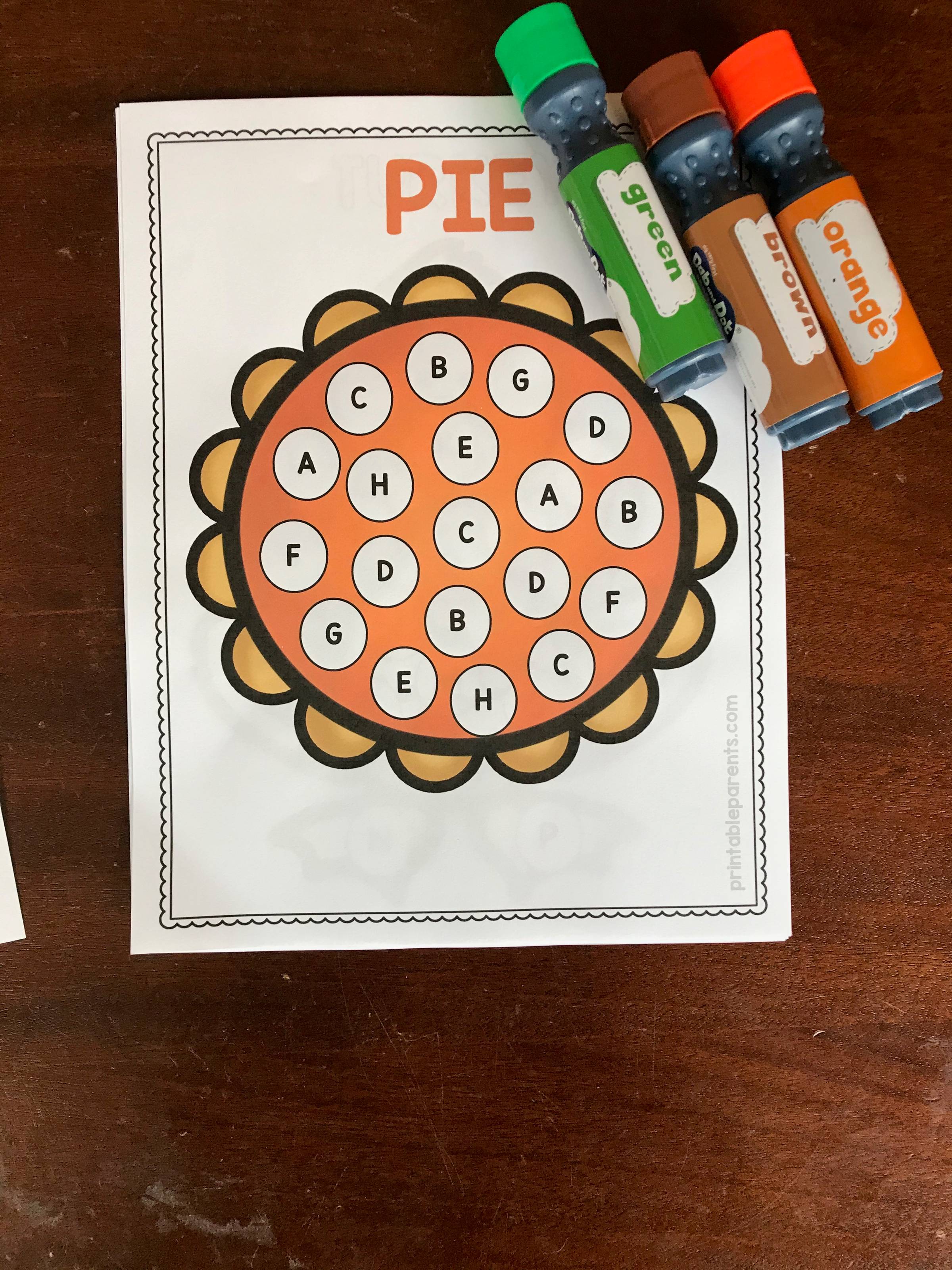 Thanksgiving Dot Marker Pages - Printable Parents
