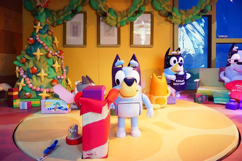 FIRST LOOK: New Indoor Play x 2, Myer Christmas Windows & What's On In ...