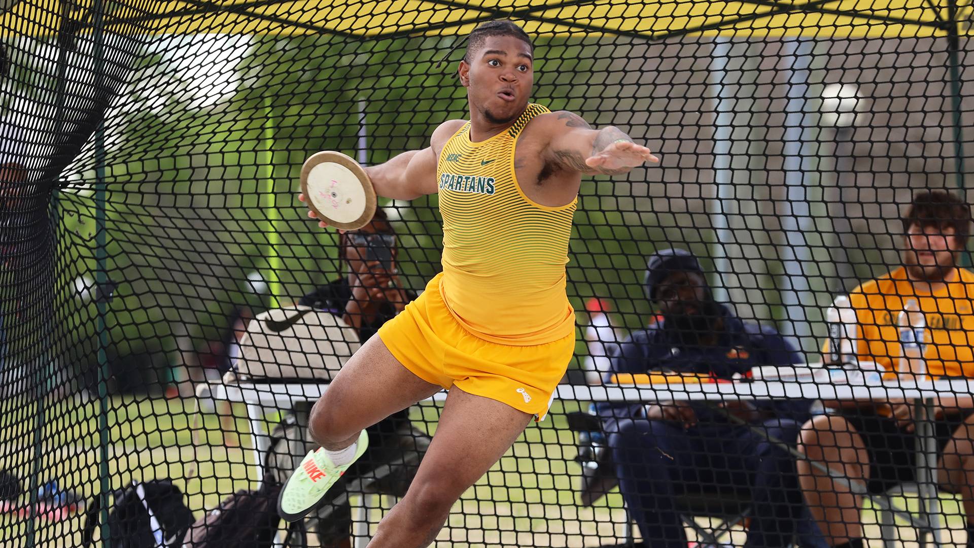 🎥 The Highlight Real - An HBCU Legend, The NCAA Keeps Losing, Cheesy Deals