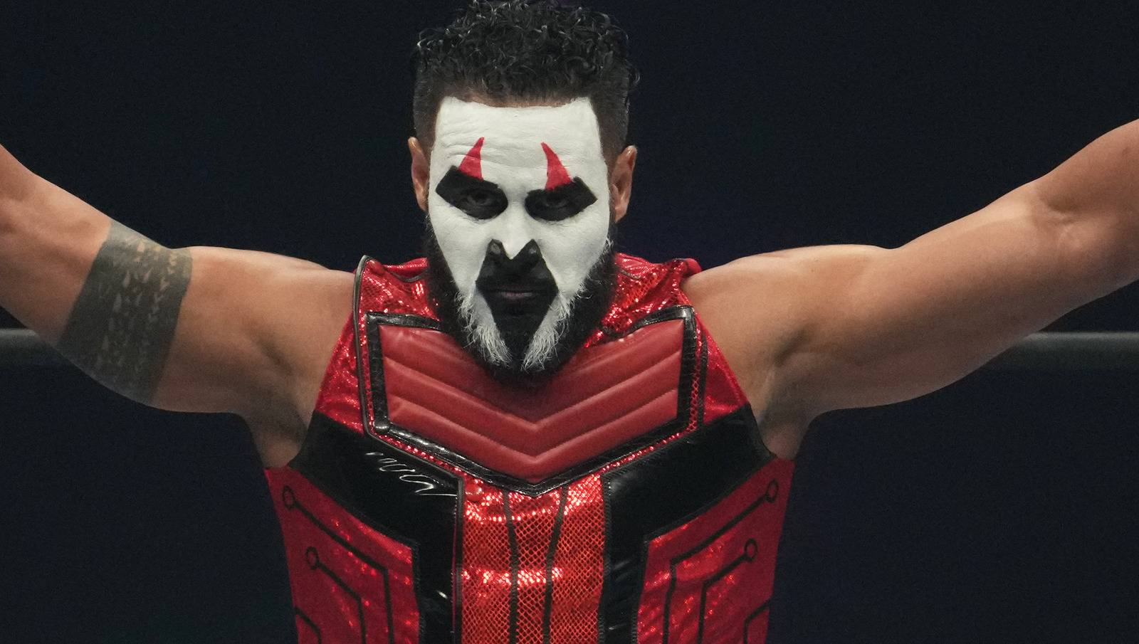 🤝 Tama Tonga Joins The Bloodline -- Seth Rollins And Becky Lynch Status ...