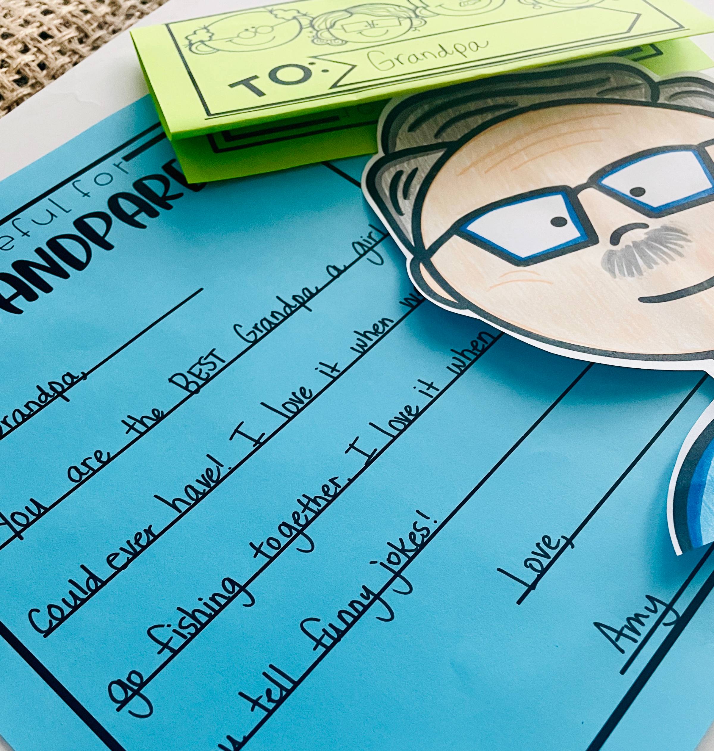 Easy Ways to Celebrate Grandparents' Day plus a Freebie - Amy Lemons