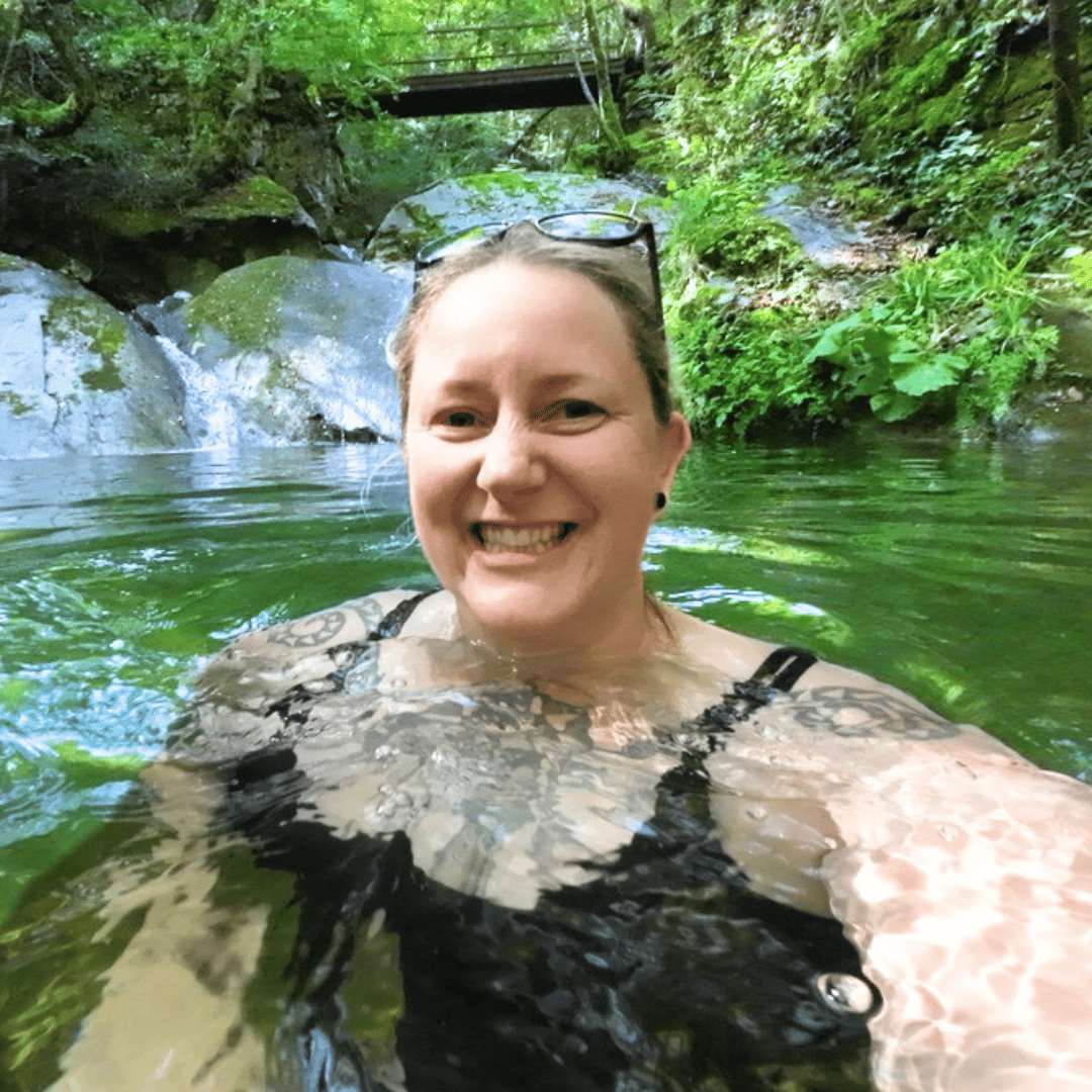 my personal sensory joy & emotional support toolkit (you can make one too!)